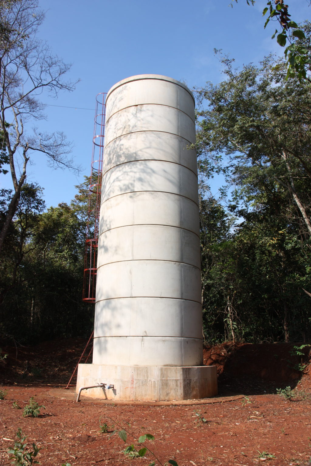 Reservatório de Água Concluído em 10 Dias - RB Pré-Moldados